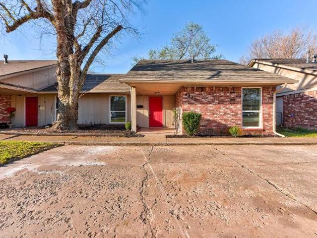 2 Br, 1 bath, Apartment 4222 Willowisp Dr