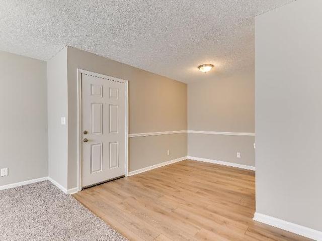 2 Br, 1 bath, Apartment 520 East Buena Vista Ave