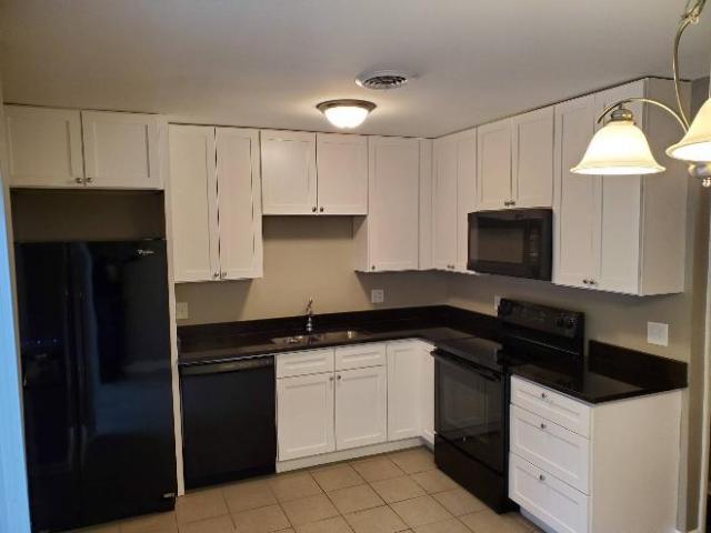 2 Br, 1 bath, Other 524 Wessinger St