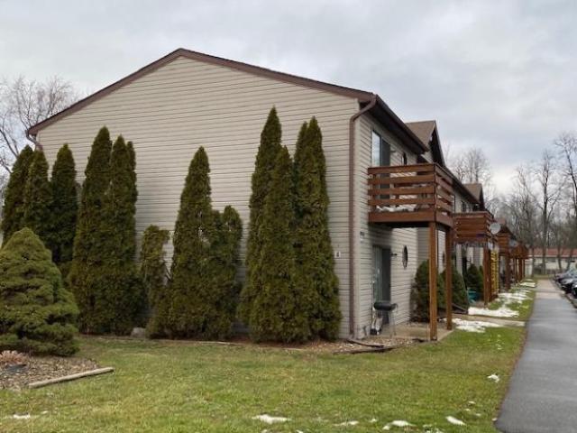 2 Br, 1 bath, Other 5260 Mulberry Avenue