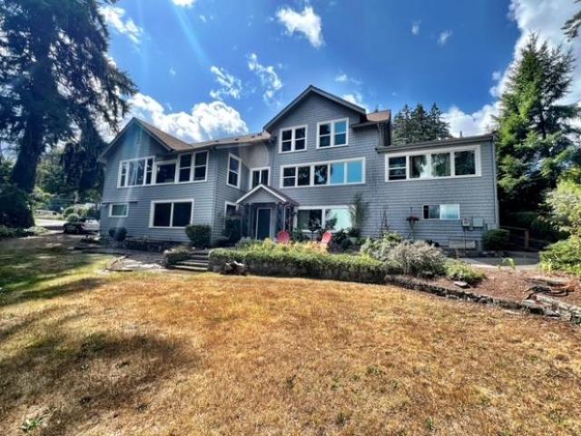 2 Br, 1 bath, Other 5302 Chico Way Nw