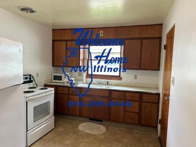 2 Br, 1 bath, Other 538 West Elk Street