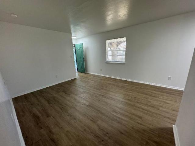 2 Br, 1 bath, Apartment 5825 Northwest 34th Street
