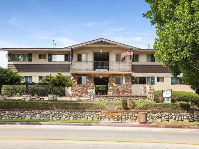 2 Br, 1 bath, Other 585 W Sierra Madre Blvd