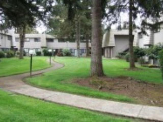 2 Br, 1 bath, Other 597 Country Club Road