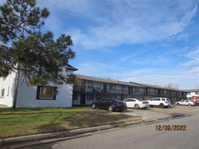 2 Br, 1 bath, Other 6111 South Klein Avenue