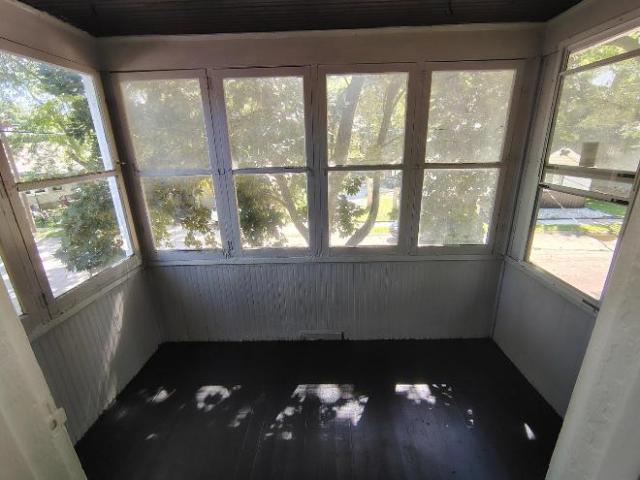 2 Br, 1 bath, Other 619 17th Street