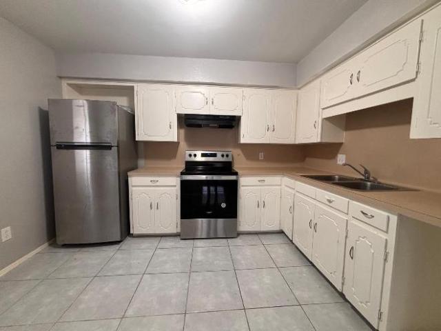 2 Br, 1 bath, Other 6200 North 11th Street