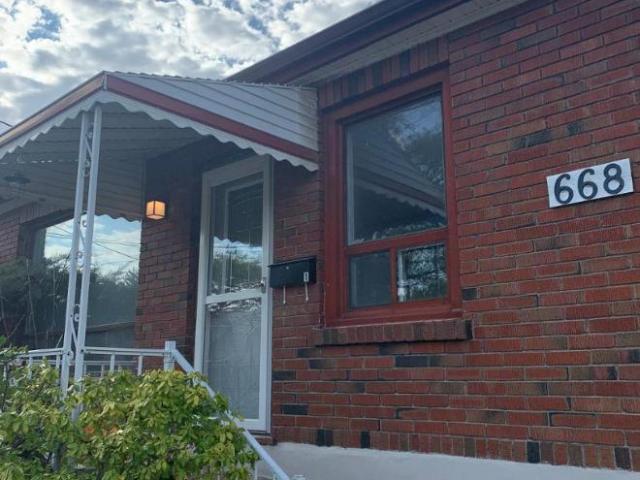 2 Br, 1 bath, Other 668 Frank Street