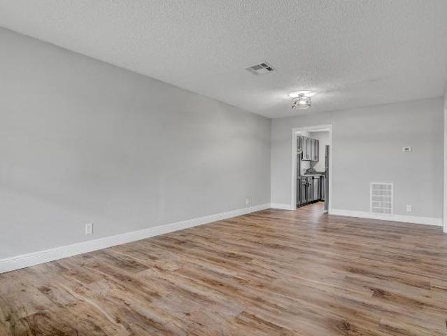 2 Br, 1 bath, Other 6860 Prutzman Road