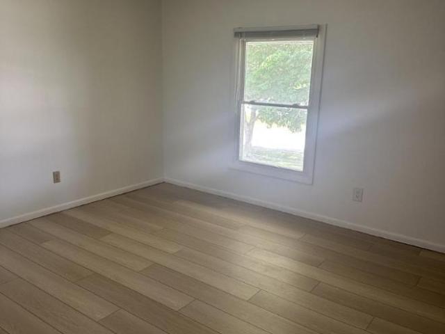 2 Br, 1 bath, Other 698 Posey Hill St