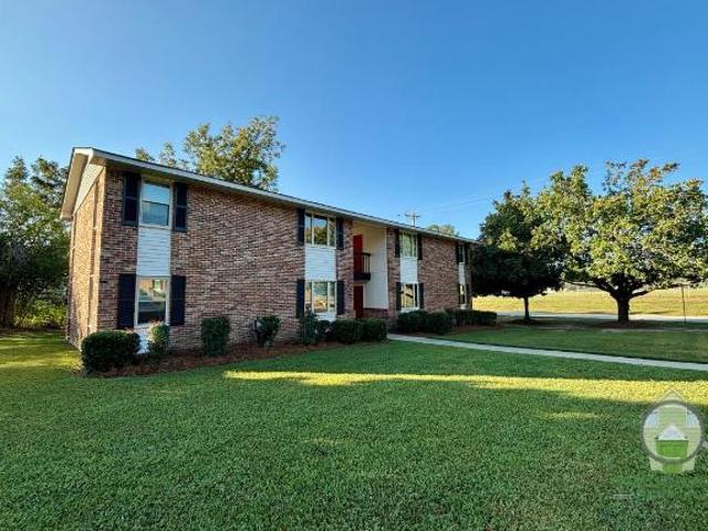 2 Br, 1 bath, Other 710 North Maple St