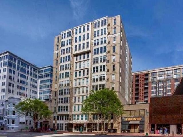 2 Br, 1 bath, Apartment 715 6th Street Northwest