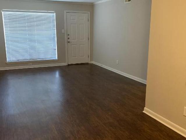 2 Br, 1 bath, Other 7315 Brompton