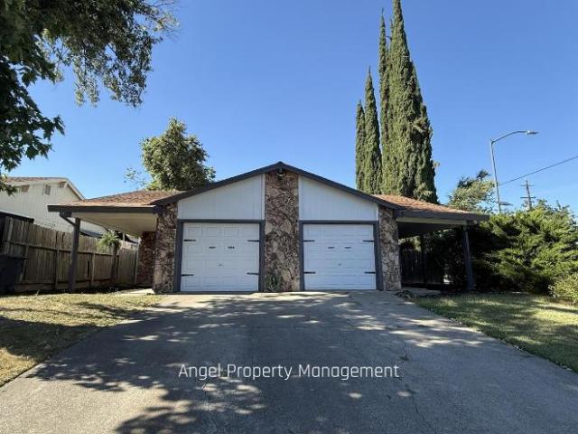 2 Br, 1 bath, Other 7885 Vistaridge Drive