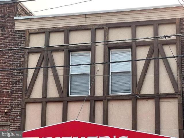 2 Br, 1 bath, Apartment 7979 Oxford Avenue