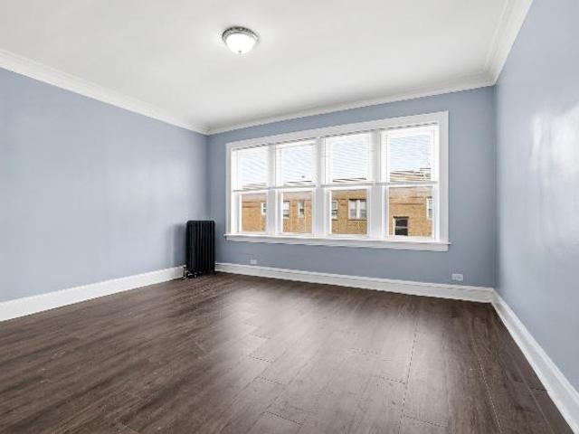 2 Br, 1 bath, Apartment 8001 South Emerald