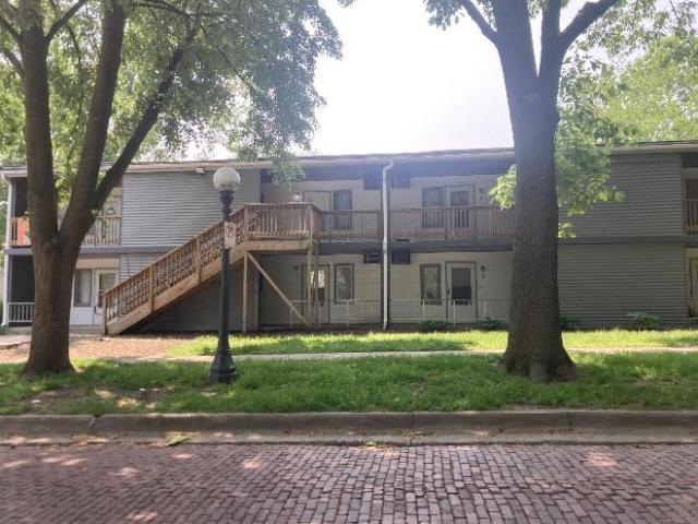 2 Br, 1 bath, Other 801 W Hill St