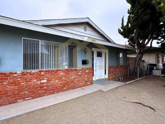 2 Br, 1 bath, Other 807 North M Street