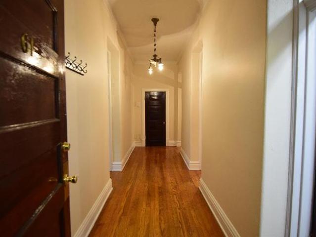 2 Br, 1 bath, Other 815 N High Street