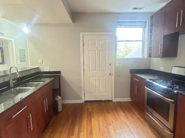 2 Br, 1 bath, Other 9118 9124 South Dauphin Avenue