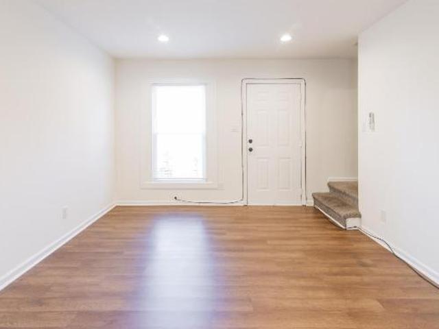 2 Br, 1 bath, Other 929 Cantwell Street