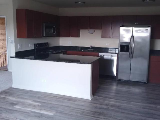2 Br, 1 bath, Other 9955 57 S Cicero