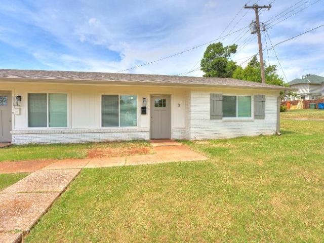 2 Br, 1 bath, Other 1005 East Main Street