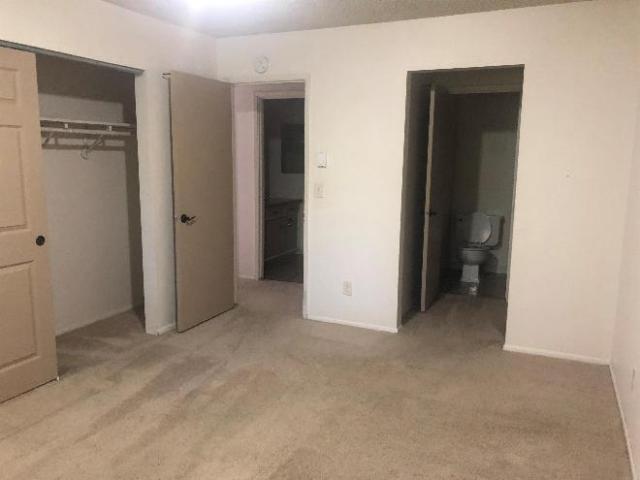 2 Br, 1 bath, Other 1040 NW 123rd Avenue
