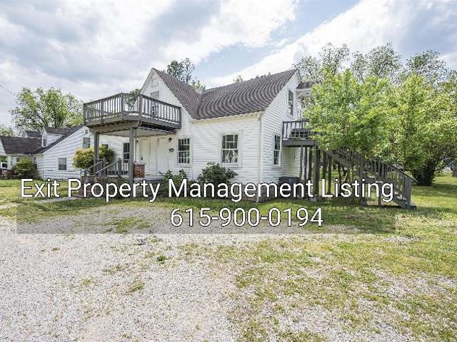 2 Br, 1 bath, Apartment 120 Poplar Street