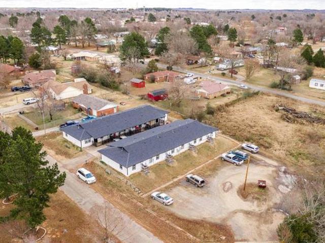 2 Br, 1 bath, Other 121 Julie Dr