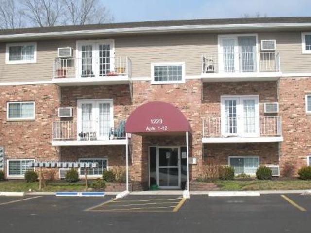 2 Br, 1 bath, Other 1223 East 2nd Street