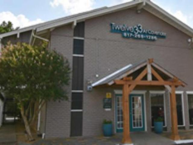 2 Br, 1 bath, Other 1233 Cavender Drive