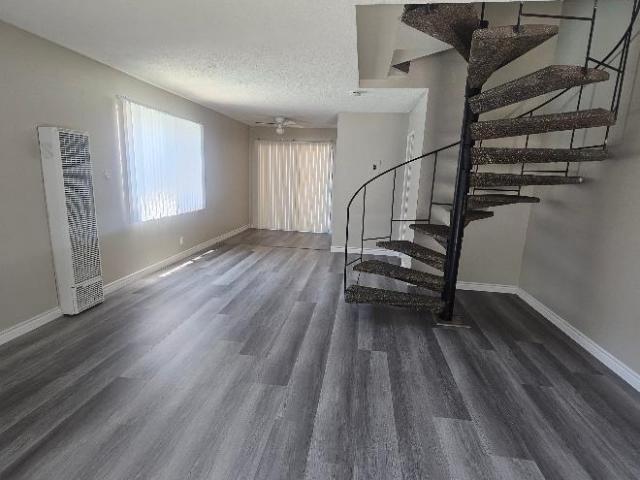 2 Br, 1 bath, Other 1240 1280 N San Gabriel Ave