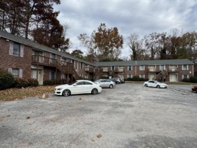 2 Br, 1 bath, Other 1323 East 10th St