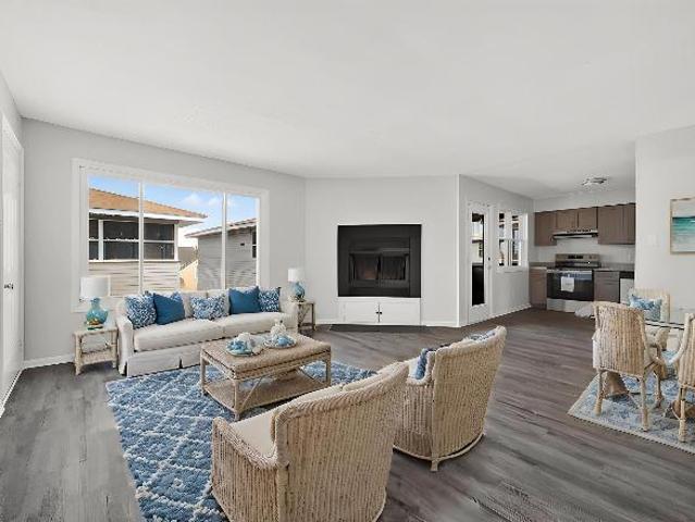2 Br, 1 bath, Apartment 1415 East Ocean View Avenue