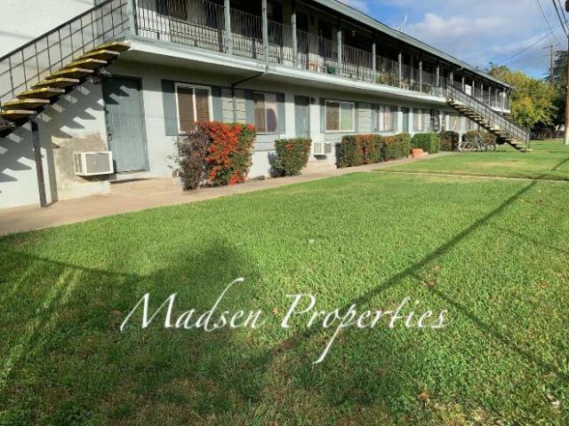 2 Br, 1 bath, Other 1872 5th Avenue