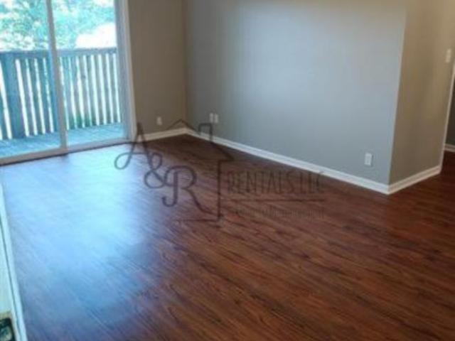 2 Br, 1 bath, Other 1905 South Elm Street