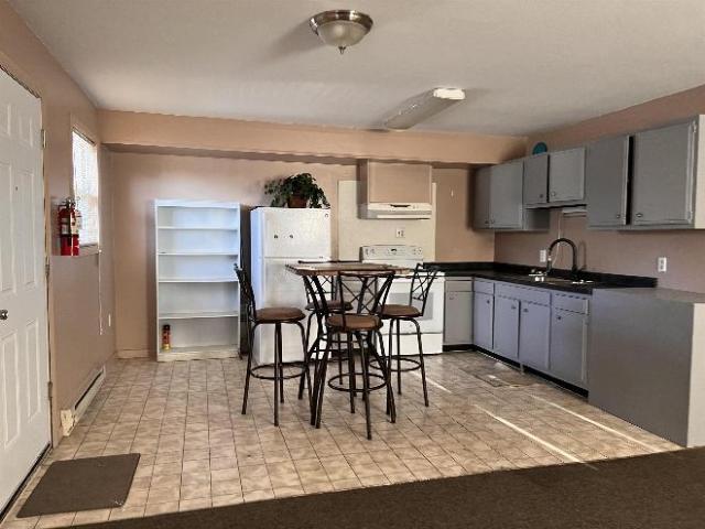 2 Br, 1 bath, Other 1907 10th Street