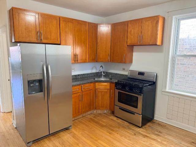 2 Br, 1 bath, Other 1903 S 49th Avenue
