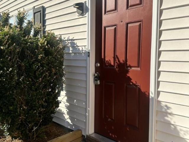 2 Br, 1 bath, Other 1943 Kecoughtan Road