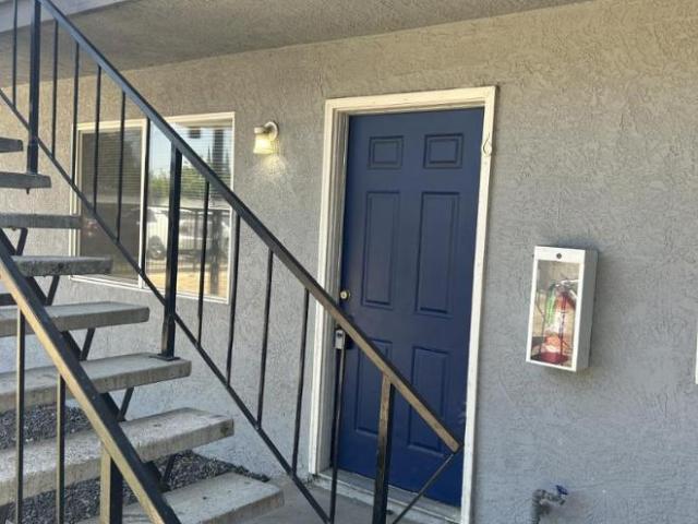 2 Br, 1 bath, Other 1956 Darrah Street