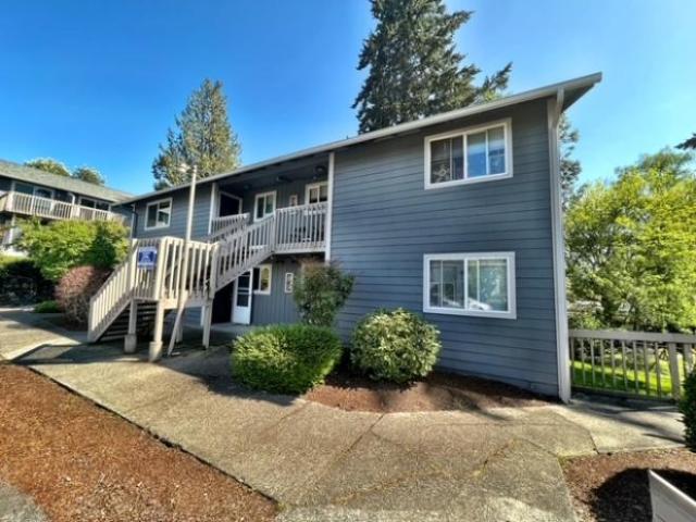 2 Br, 1 bath, Other 2001 2009 Magnuson Way