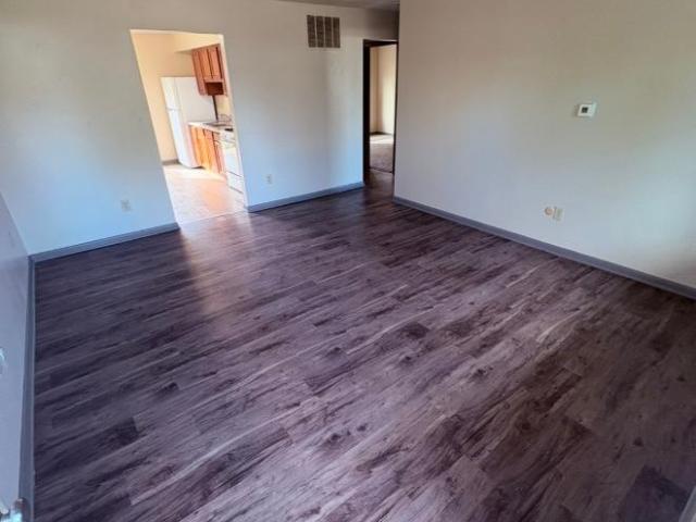 2 Br, 1 bath, Other 201 West Palmer Street