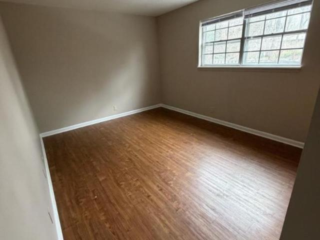2 Br, 1 bath, Other 222 North Haworth Avenue