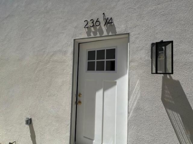 2 Br, 1 bath, Other 234 E 51st St