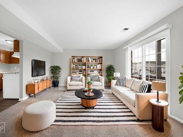 2 Br, 1 bath, Other 2405 Ashland Circle