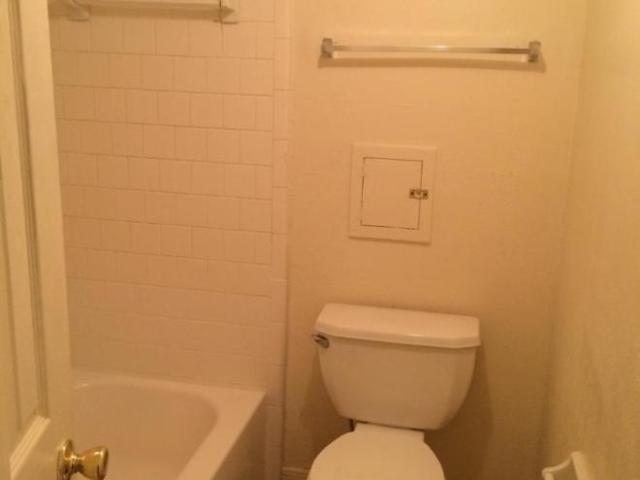 2 Br, 1 bath, Other 2606 Beatty