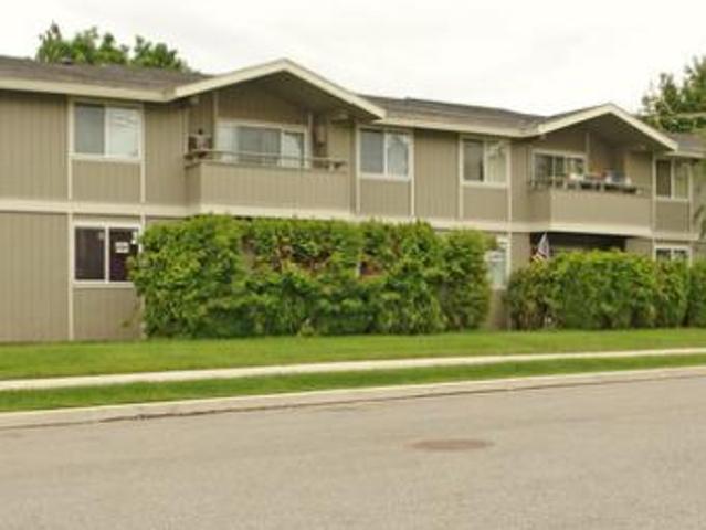 2 Br, 1 bath, Apartment 2707 East 37th Avenue