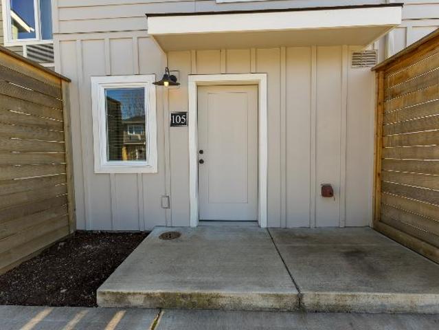 2 Br, 1 bath, Other 2710 Grand Prairie Road Southeast
